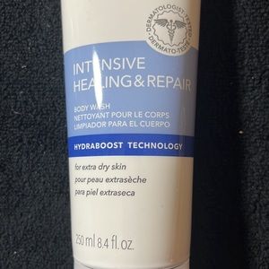 Avon | Bath & Body | Avon Moisture Therapy Intensive Healing Repair ...